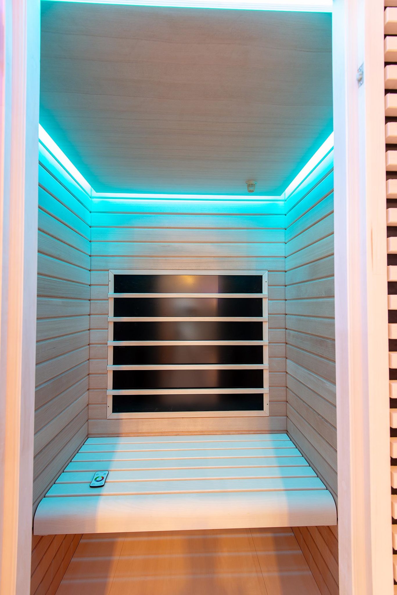 Infrared sauna + infrared cabin | designed by corso sauna
