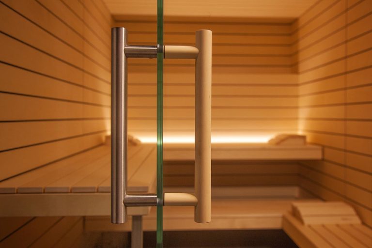 At what age can kids go to the sauna? What to consider?